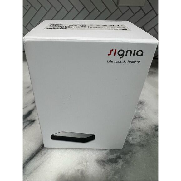 Signia | Other | Signia Streamline Tv Accessory Set Model Tv3 Dolby ...